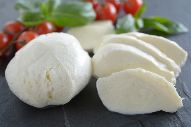 Mozzarella Cheese | wholesale | delicatezza
